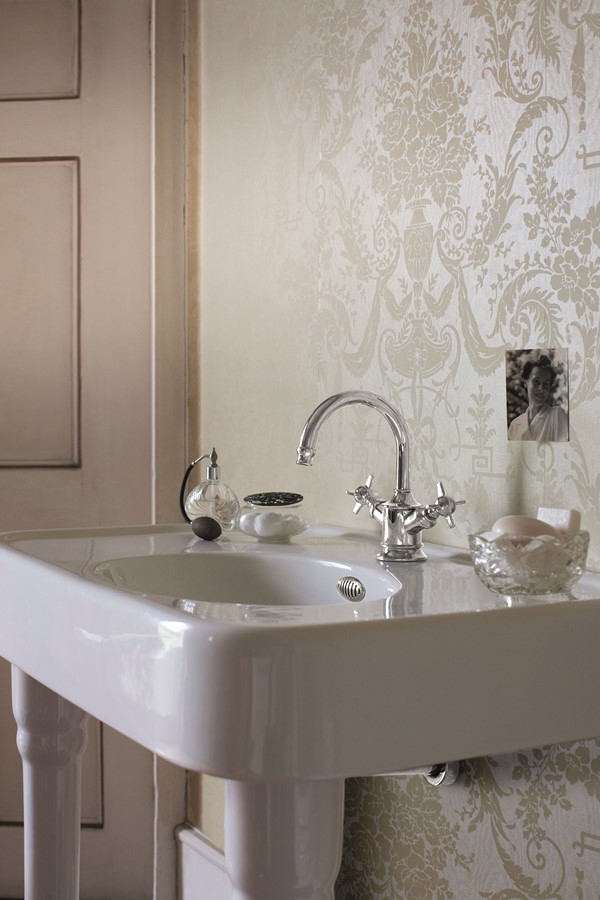 Arcade 36” Basin Console Set with Legs| Luxury bathrooms, Crosswater ...